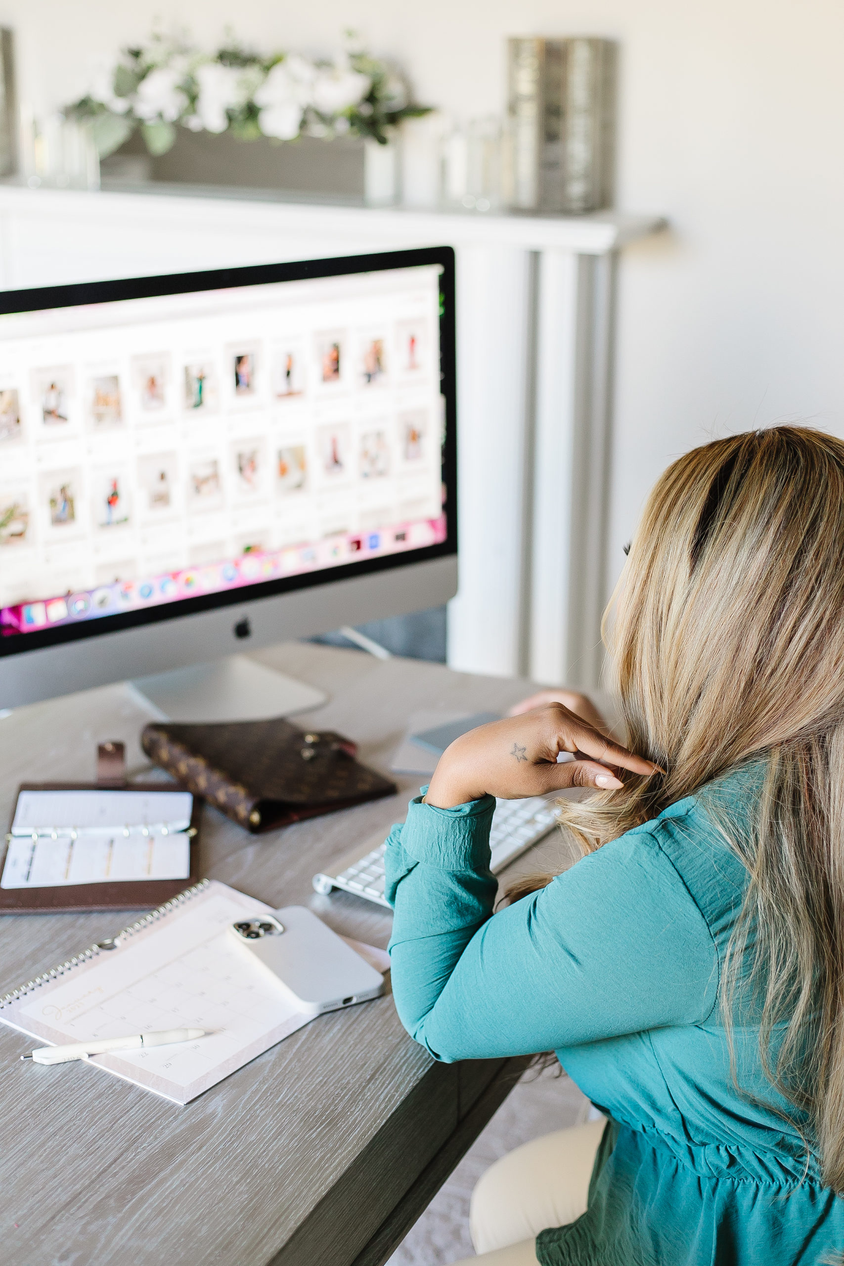 How to Become a Full-Time Content Creator - Life with NitraaB