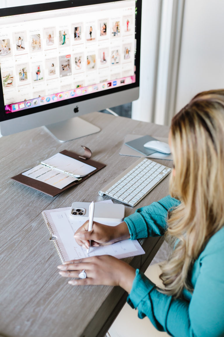 How to Become a Full-Time Content Creator - Life with NitraaB